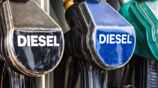 Governo abre crédito de R$ 550 milhões para subsidiar importação de diesel