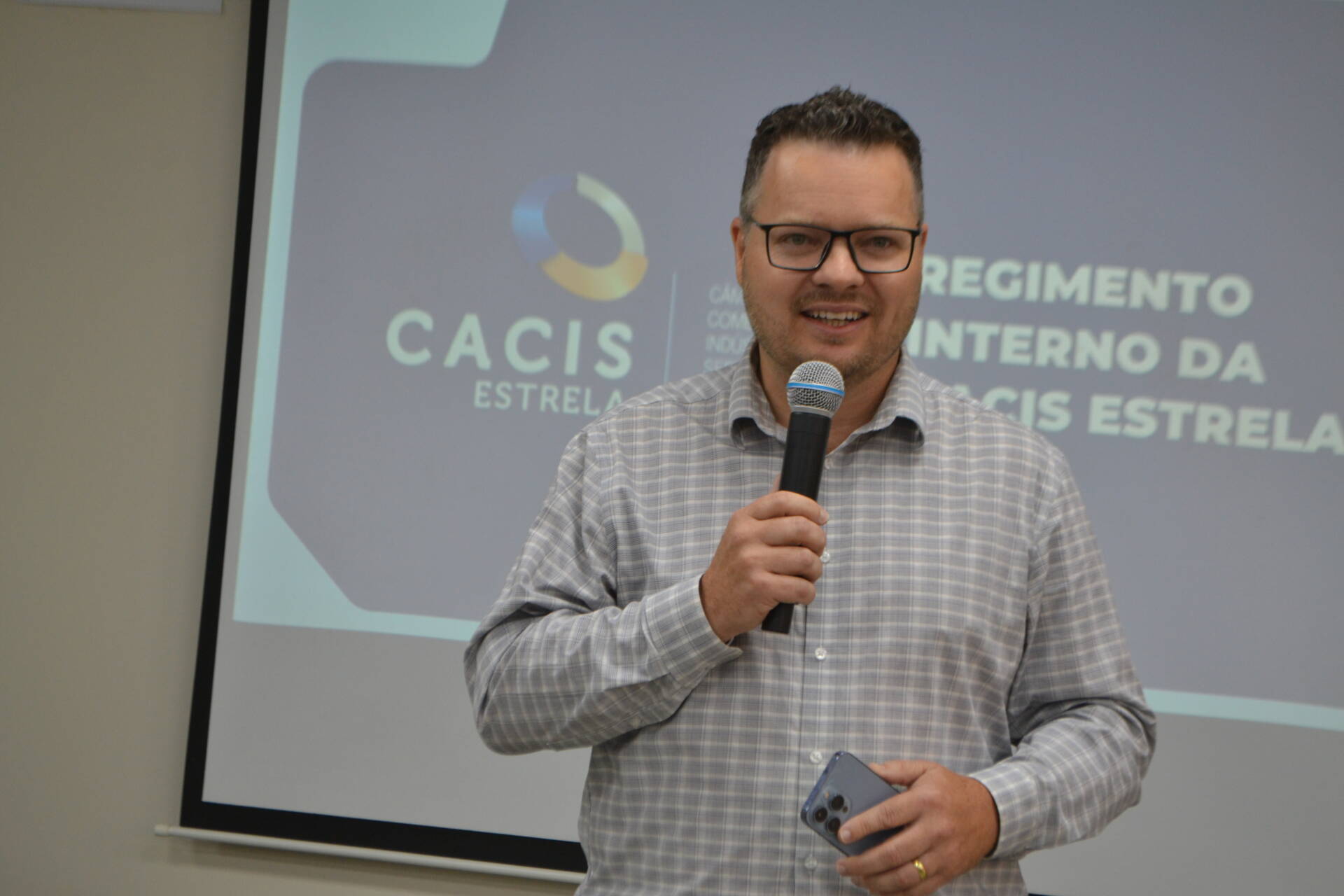 Claus Humberto Wallauer foi eleito o novo presidente da Cacis Estrela
