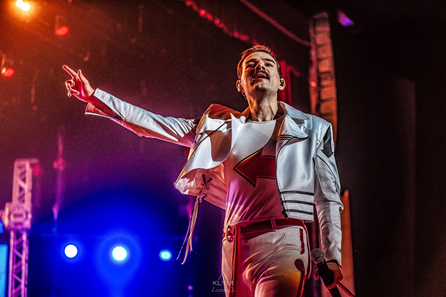 Queen Celebration: André Abreu retorna ao Teatro Univates para ...